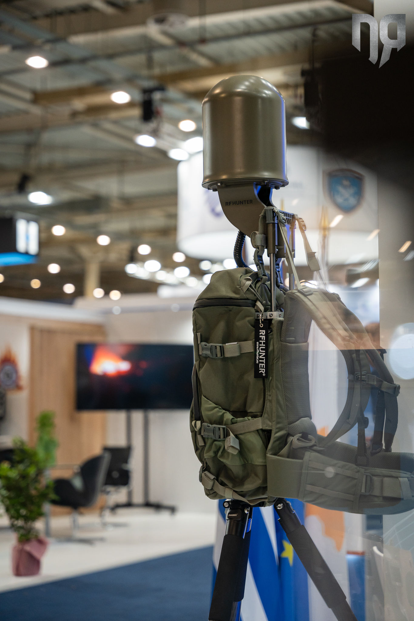 DEFEA 2025: Παρουσιάζεται για πρώτη φορά ΤΟΜΠ Λεωνίδας με πυροβόλο ΑΤΚ ...