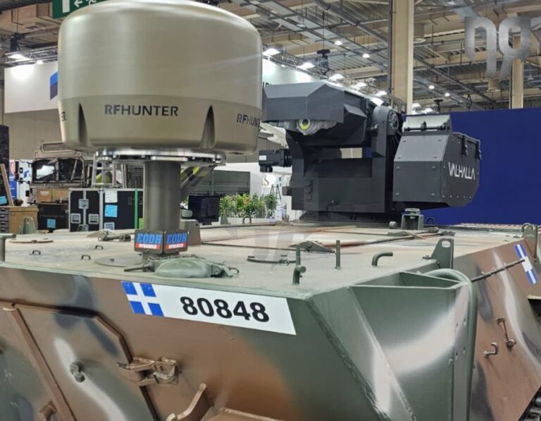 DEFEA 2025: Παρουσιάζεται για πρώτη φορά ΤΟΜΠ Λεωνίδας με πυροβόλο ΑΤΚ ...